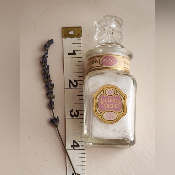 Avon | Bath & Body | Vintage Avon Lavender Sachet Powder In Glass ...